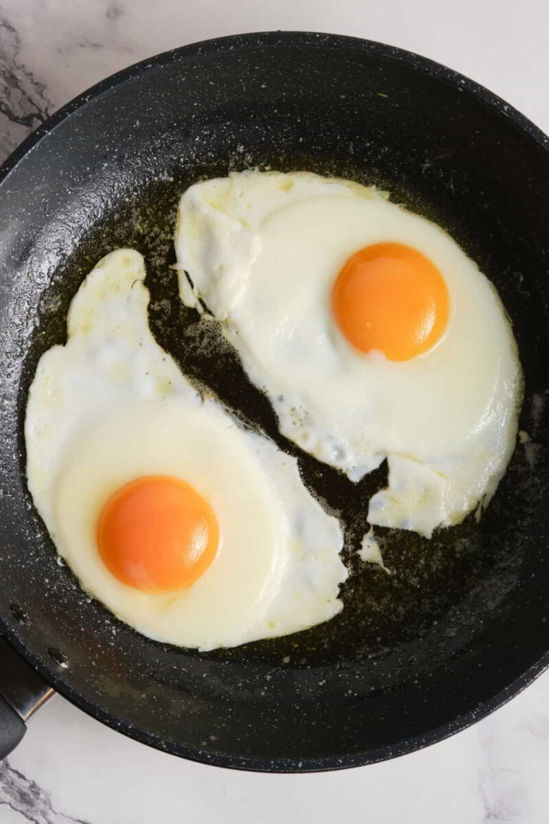 Over-Medium Eggs Recipe - Food Faith Fitness