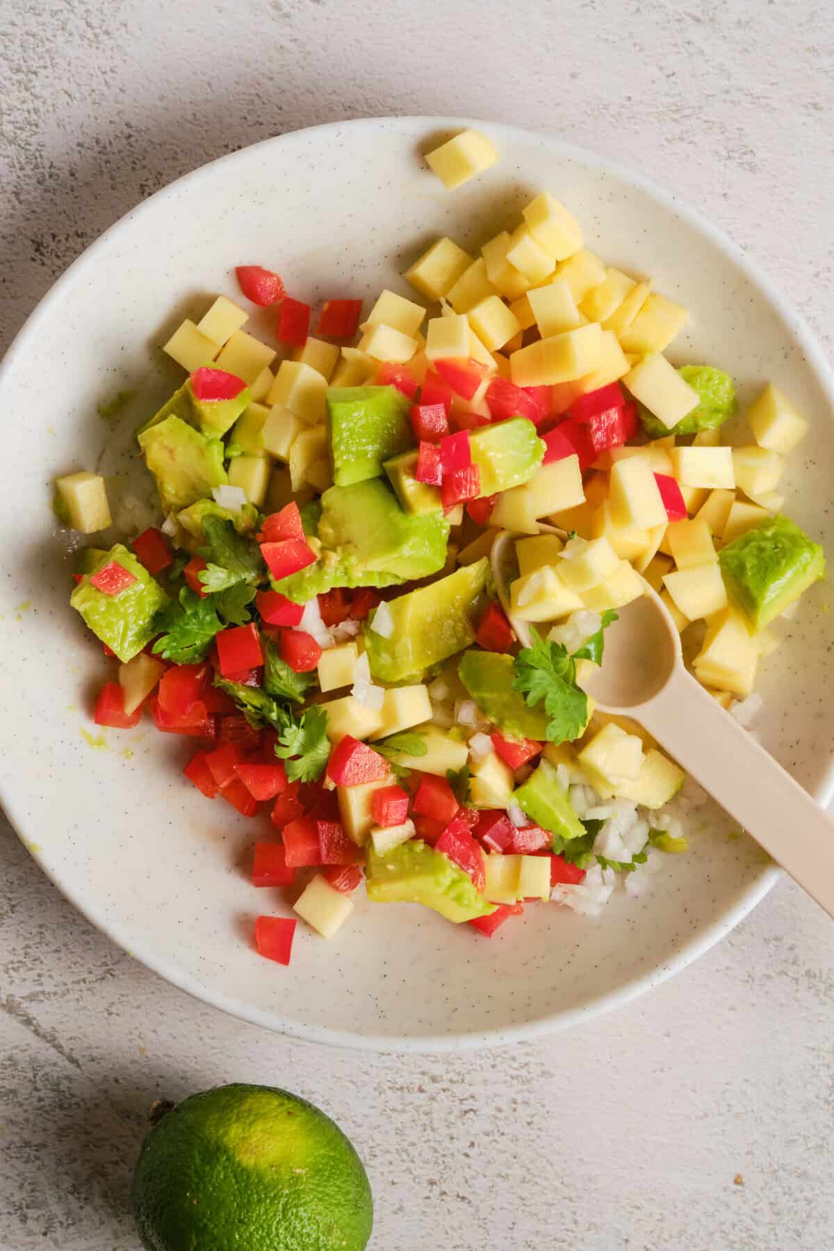 Easy Fresh Mango Salsa - Food Faith Fitness