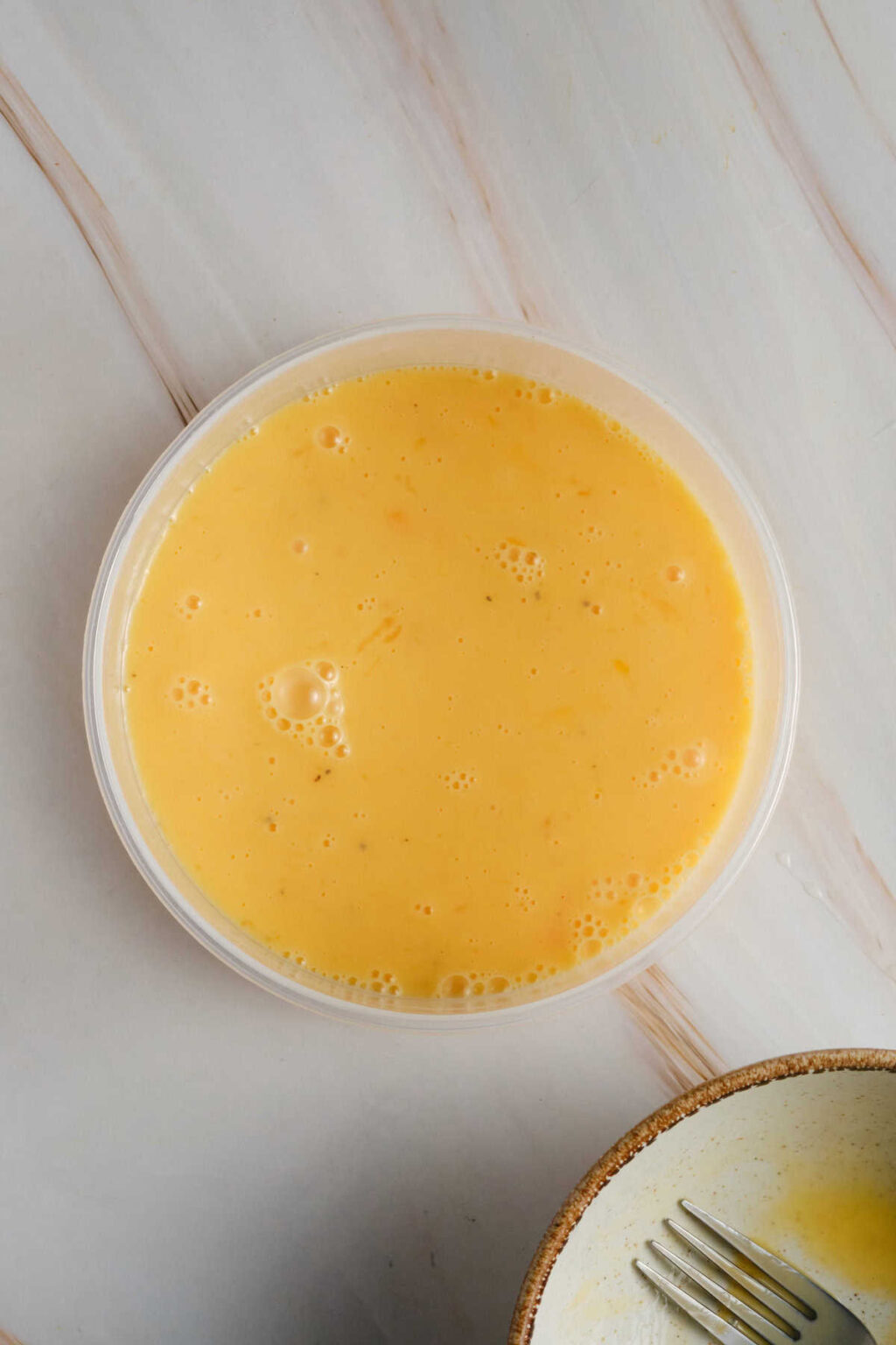 How To Make Scrambled Eggs In The Microwave - Food Faith Fitness