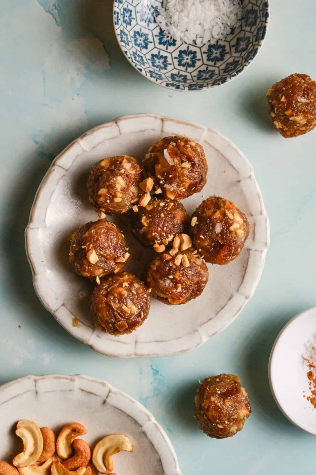 Date Energy Balls Recipe - Food Faith Fitness
