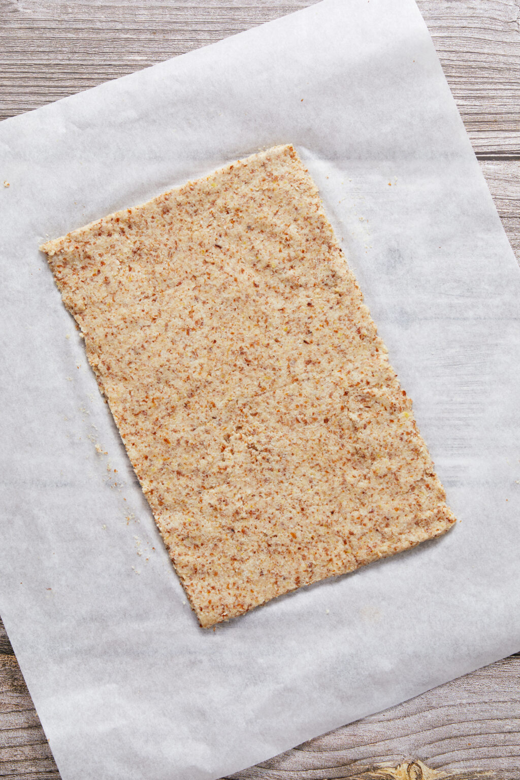Almond Flour Crackers - Food Faith Fitness