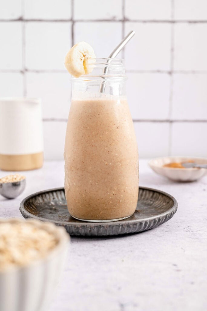 Oatmeal Smoothie - Food Faith Fitness