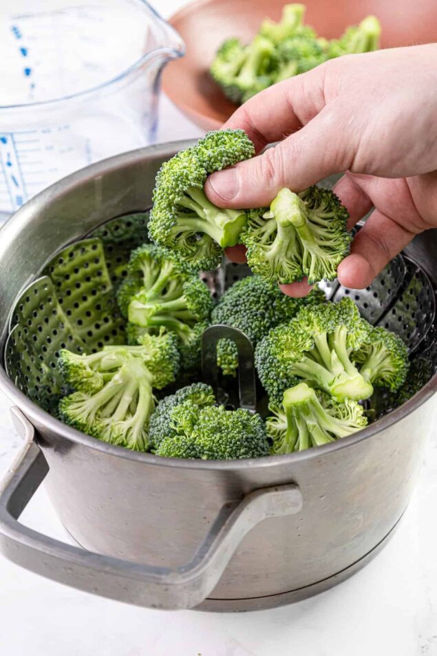 Steamed Broccoli Recipe - Food Faith Fitness