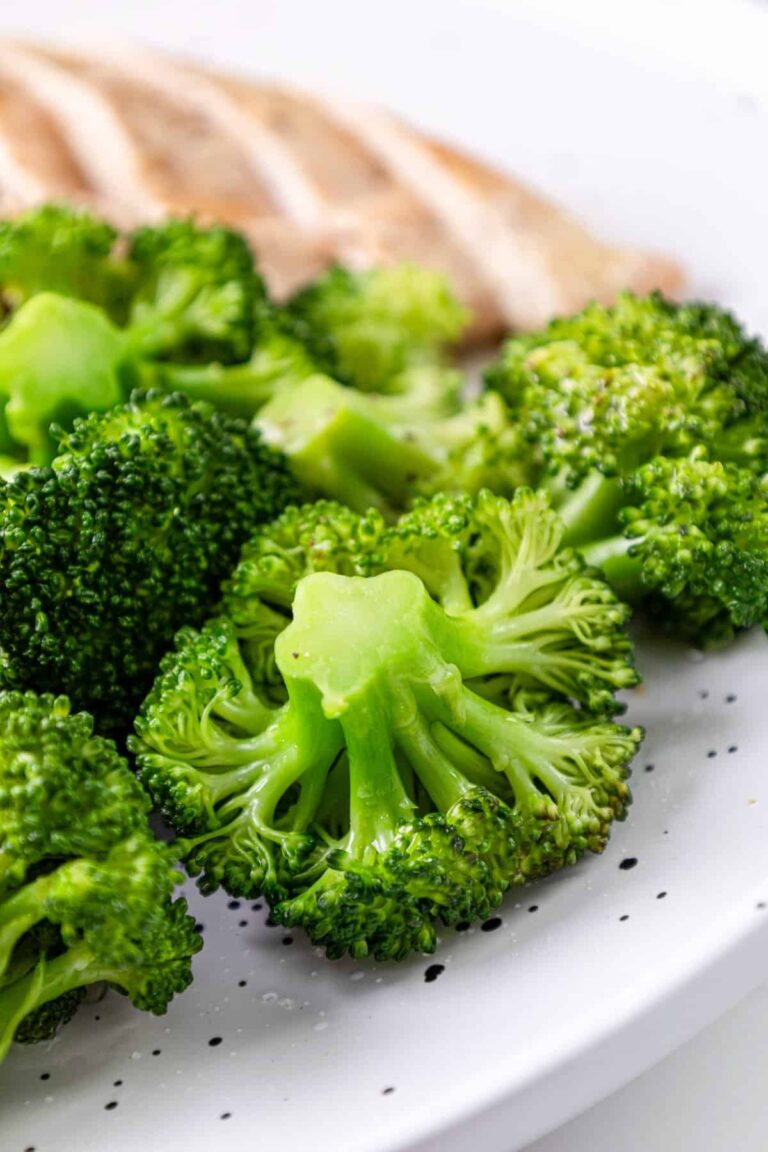 Steamed Broccoli Recipe - Food Faith Fitness