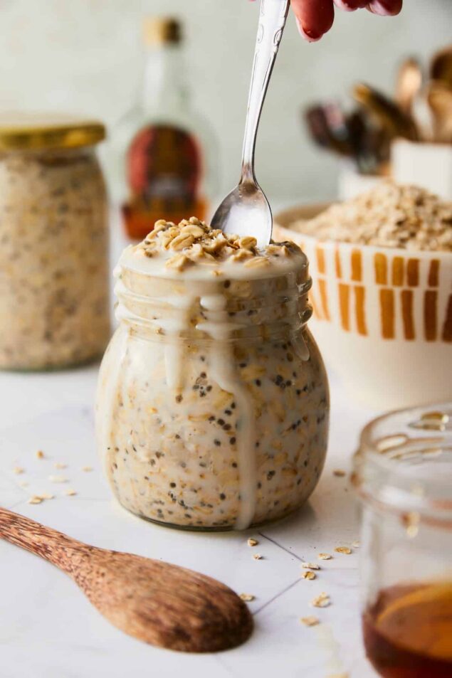 Low-Calorie Overnight Oats - Food Faith Fitness