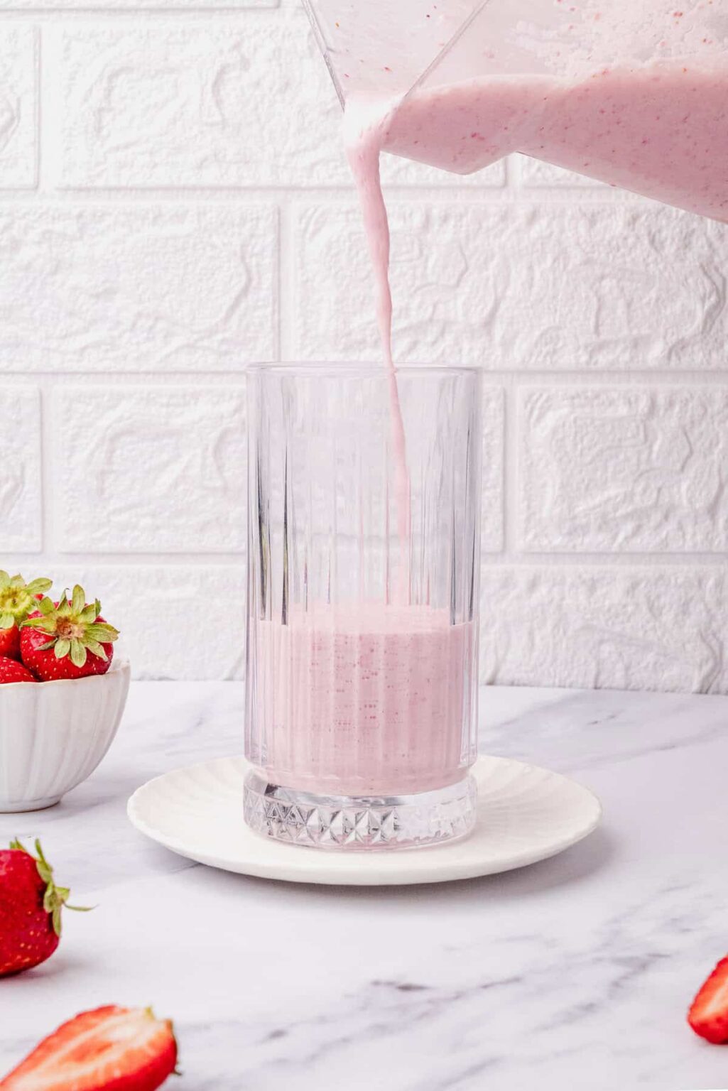 Strawberry Milkshake - Food Faith Fitness