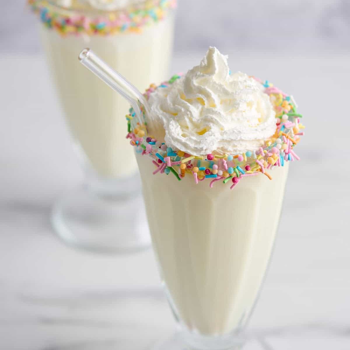 Strawberry Milkshake - Food Faith Fitness
