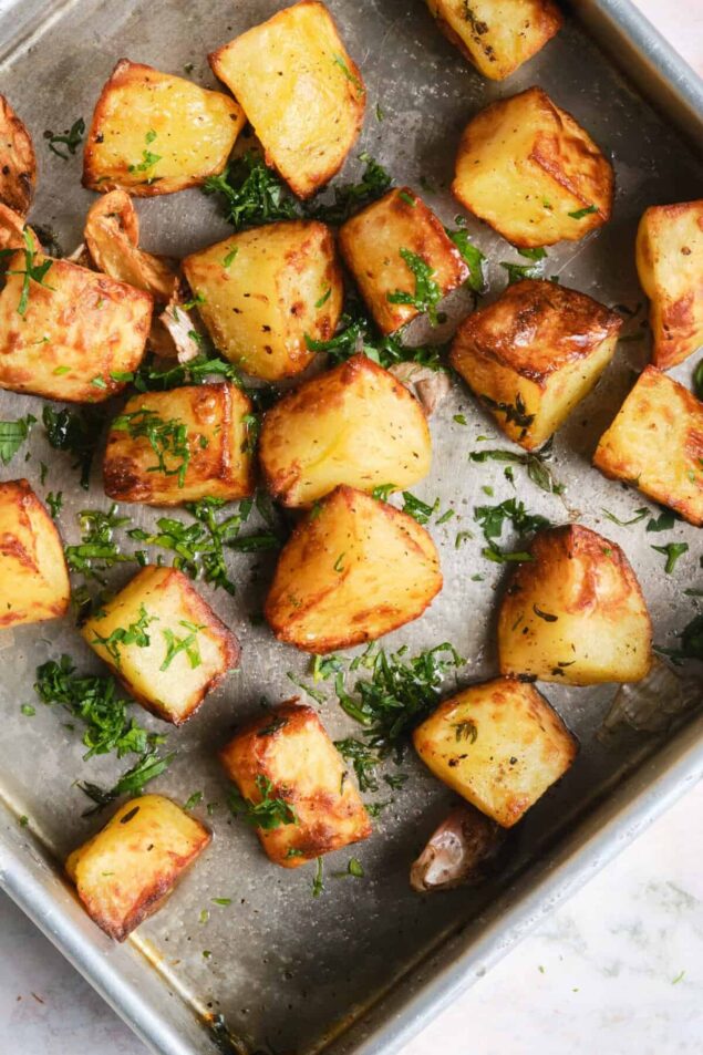 Garlic-Roasted Potatoes (Delicious and Crispy!) - Food Faith Fitness