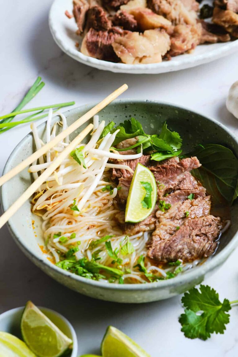 Bún Bò Huế (Spicy Vietnamese Beef Noodle Soup) - Food Faith Fitness