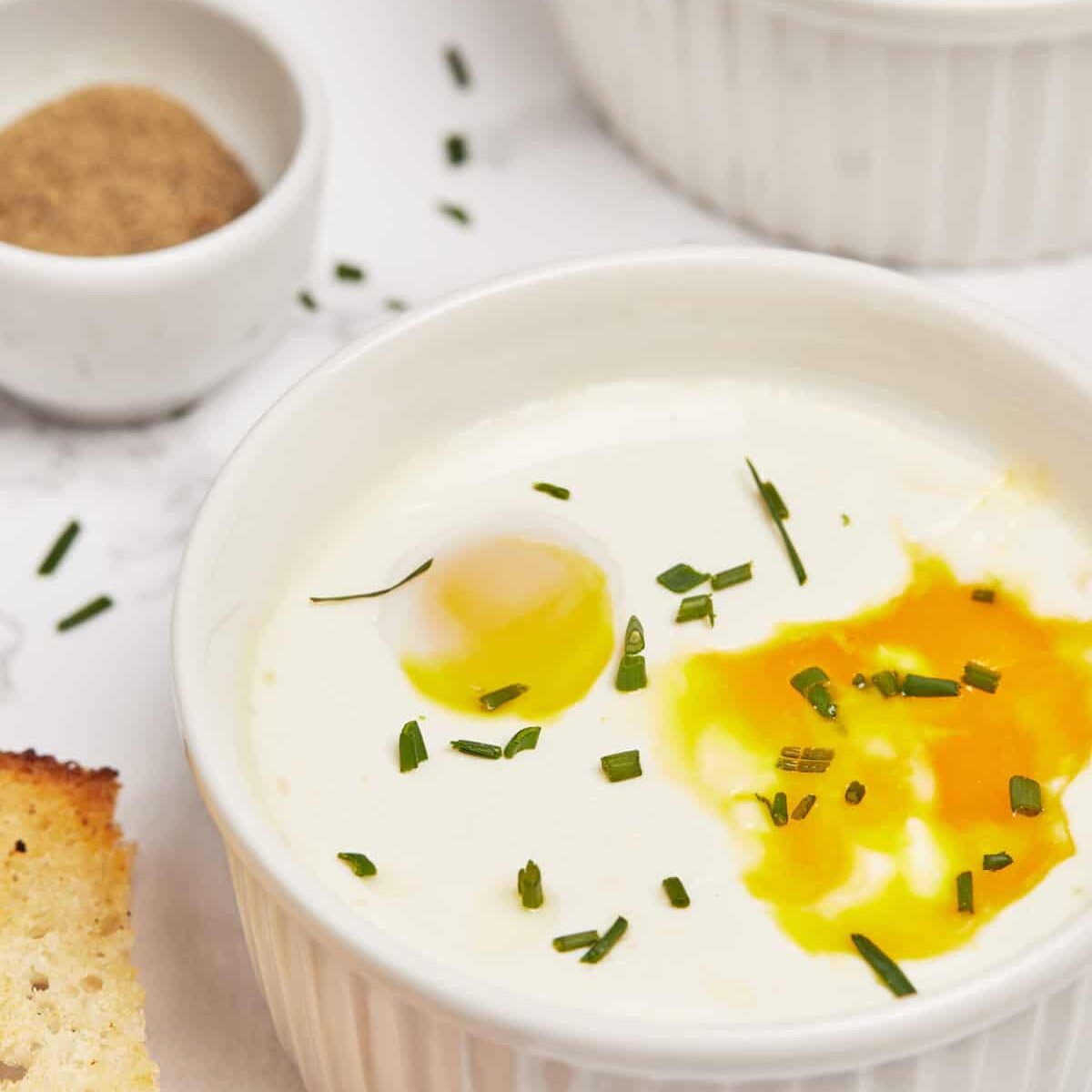 Eggs en Cocotte - Food Faith Fitness