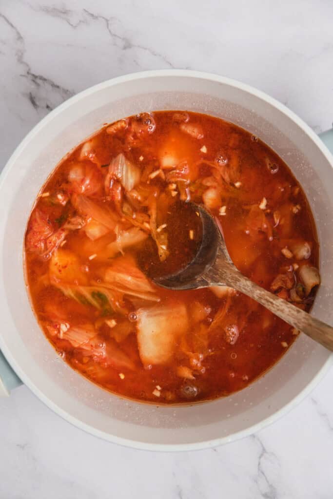 Kimchi-Jjigae (Kimchi Stew) - Food Faith Fitness