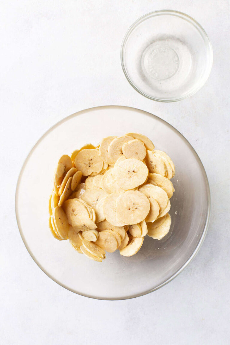 Baked Plantain Chips - Food Faith Fitness
