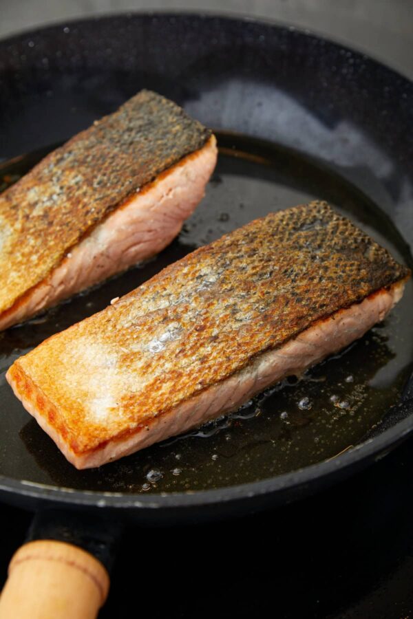 Crispy Skin Salmon - Food Faith Fitness