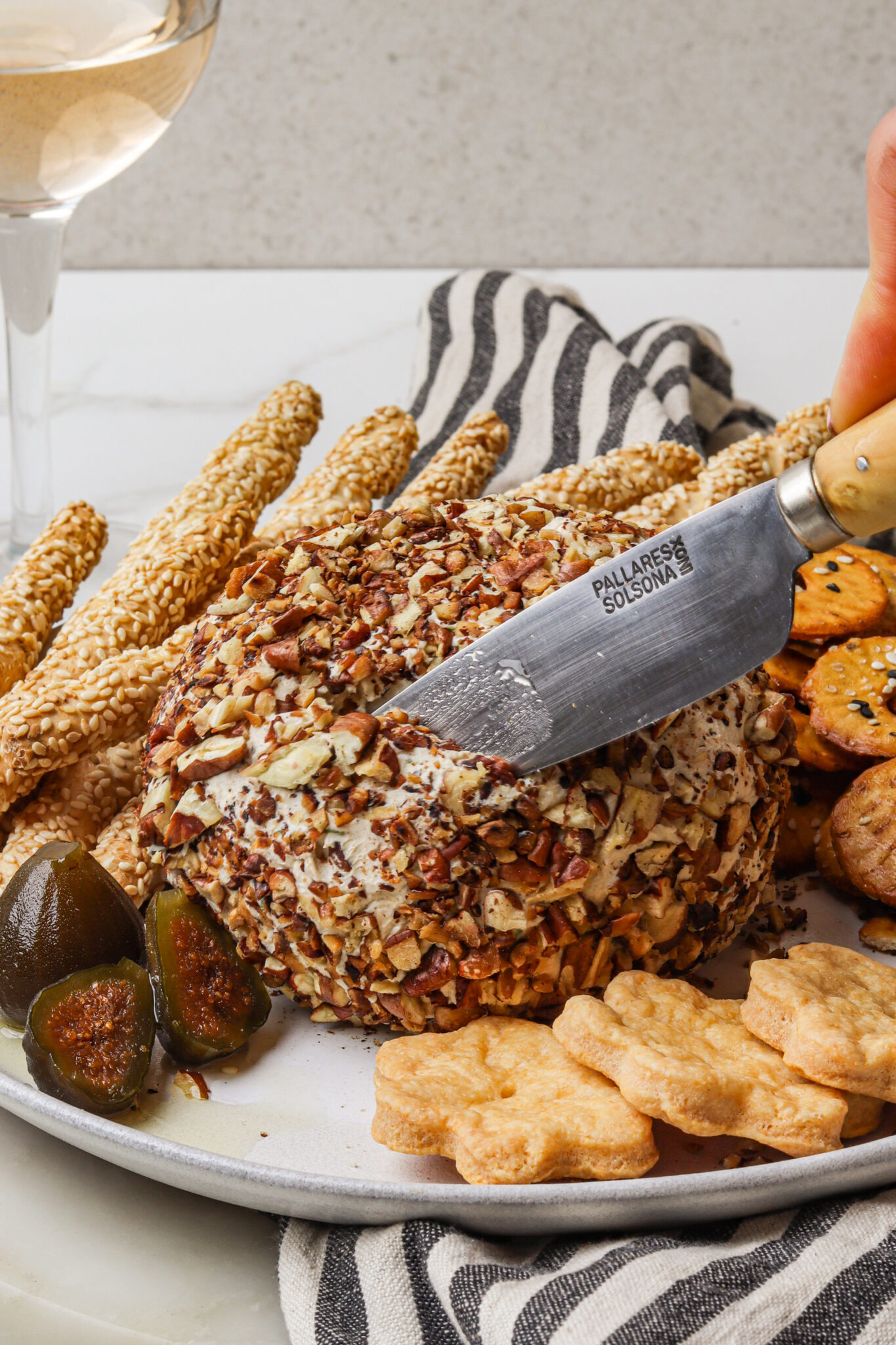 Cream Cheese Ball - Food Faith Fitness