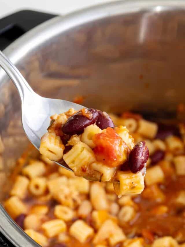 Instant-Pot Pasta E Fagioli Soup - Food Faith Fitness