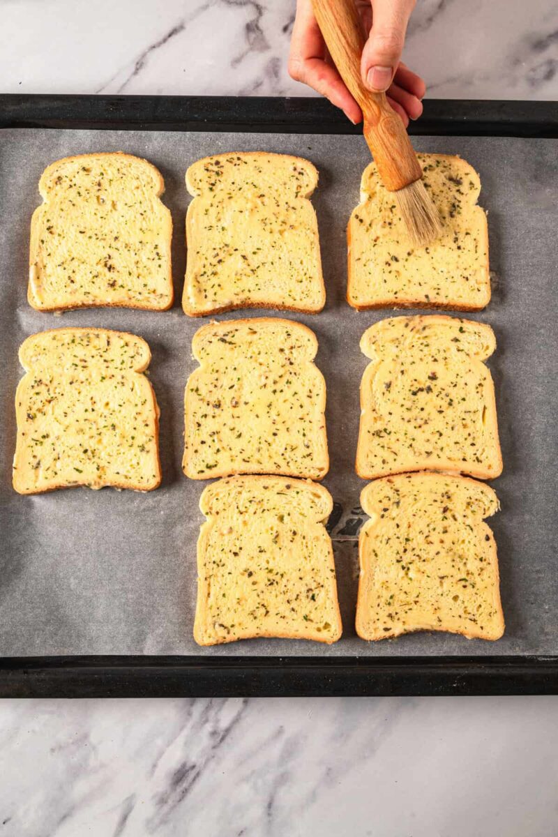 Texas Toast Garlic Bread - Food Faith Fitness