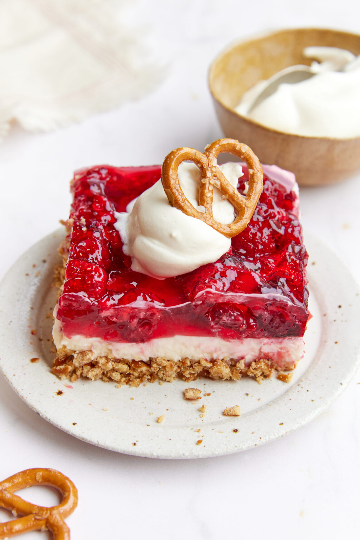 Raspberry Pretzel Salad - Food Faith Fitness